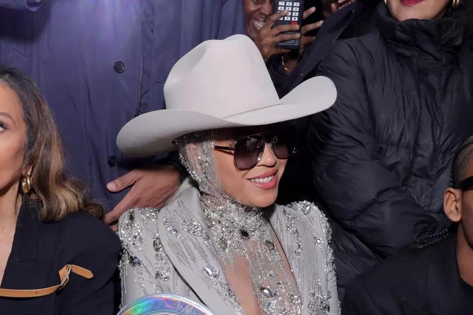 Beyoncé Returns to Rapping on New Country Album Cowboy Carter - NewsBreak