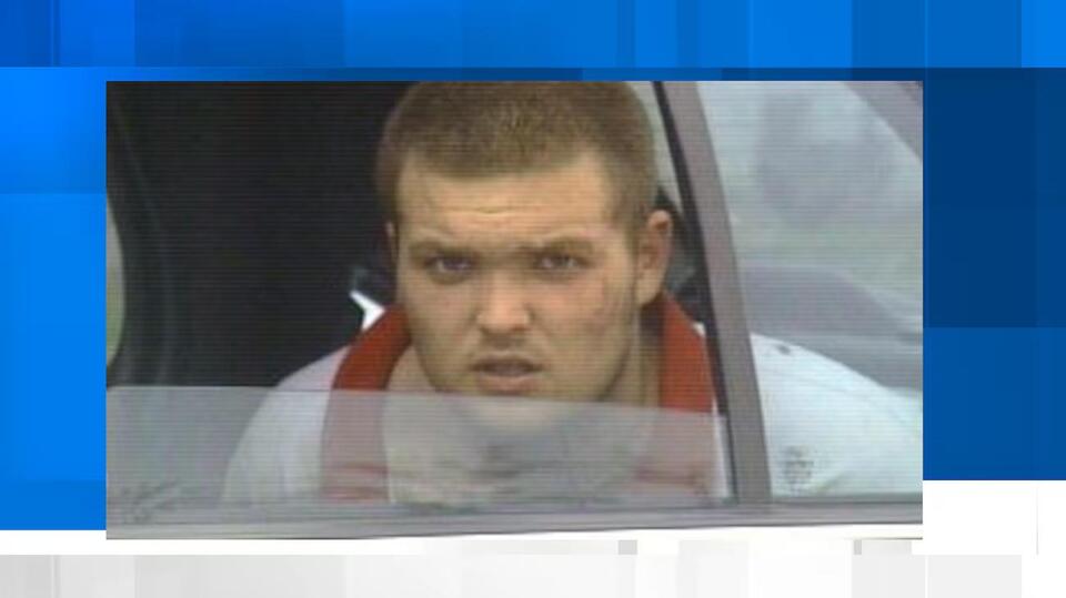 Manhunt underway in Mobile for inmate charged in 2007 Madison County ...