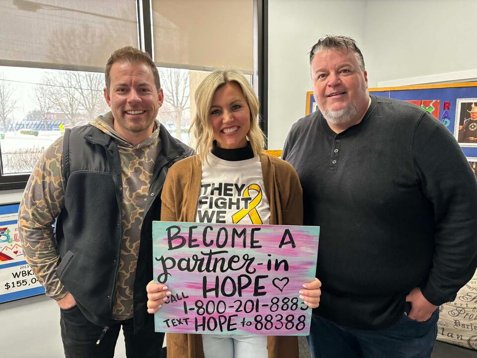 Jaclyn Graves Performs 'Undefeated' for St. Jude Radiothon - NewsBreak