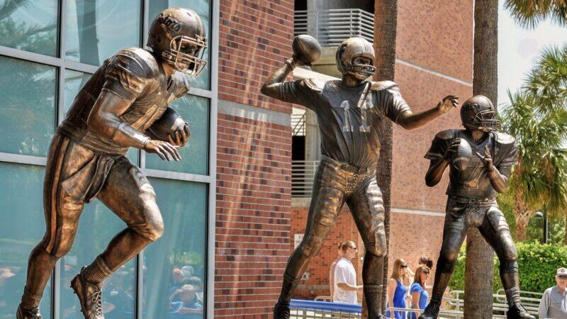 How Are Heisman Trophy Contenders Selected? Voting Panel & Process ...