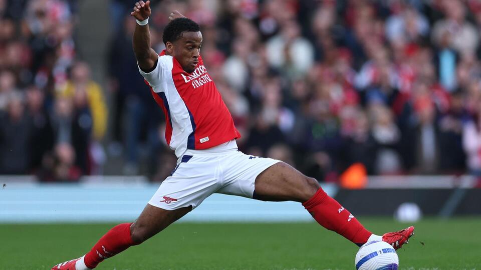 How to watch today's Nottingham Forest vs Arsenal Premier League game ...