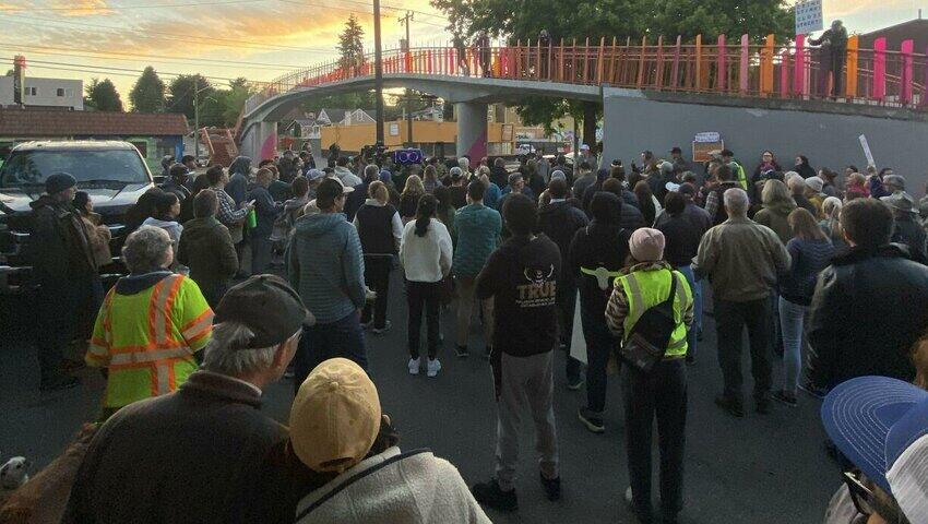 Former Seattle city attorney calls for National Guard at World Cup ...