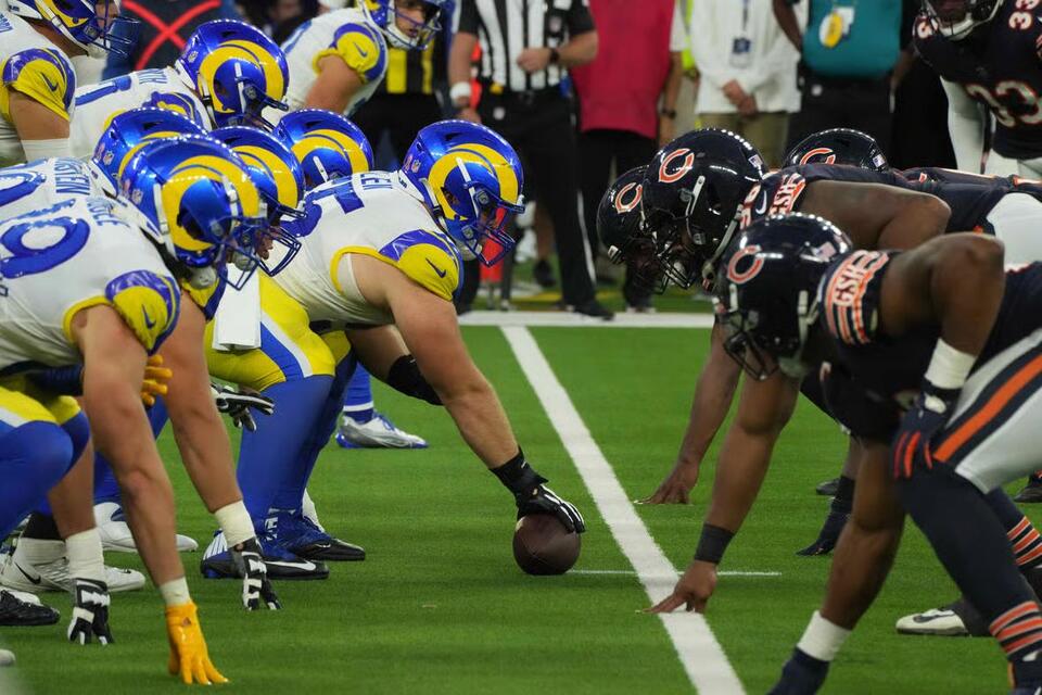 Former QB Makes Blunt Rams-Bears Prediction, ‘They’re A Juggernaut ...