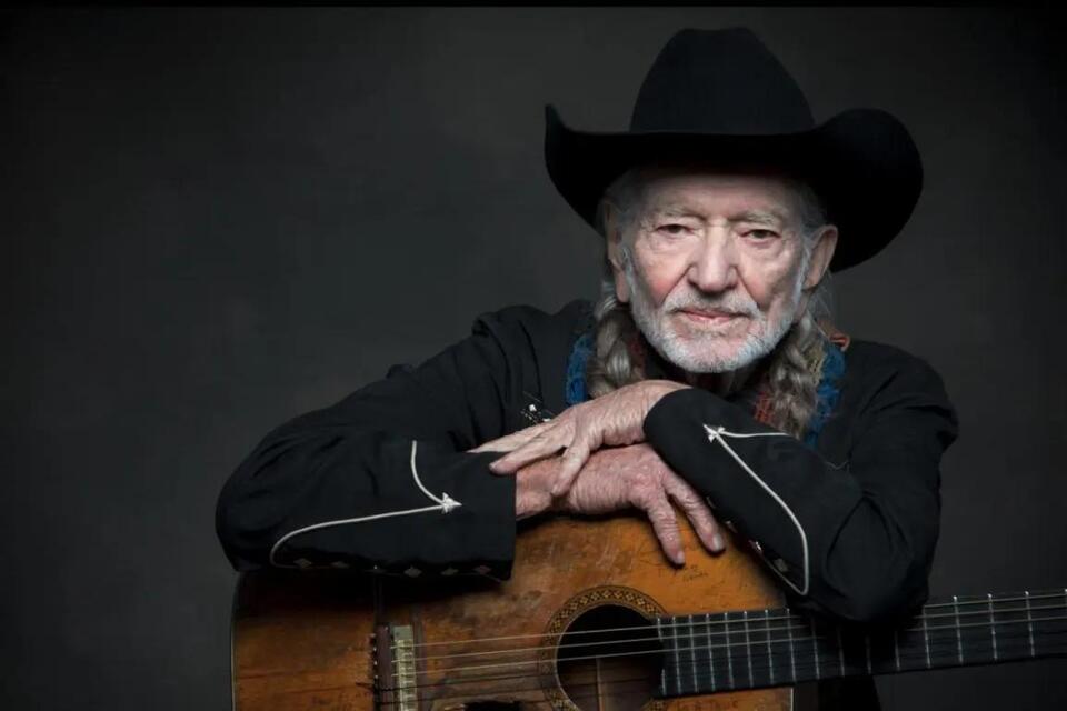 Willie Nelson Announces 2024 ‘Outlaw Music Festival Tour’ Featuring Bob Dylan, Alison Krauss ...