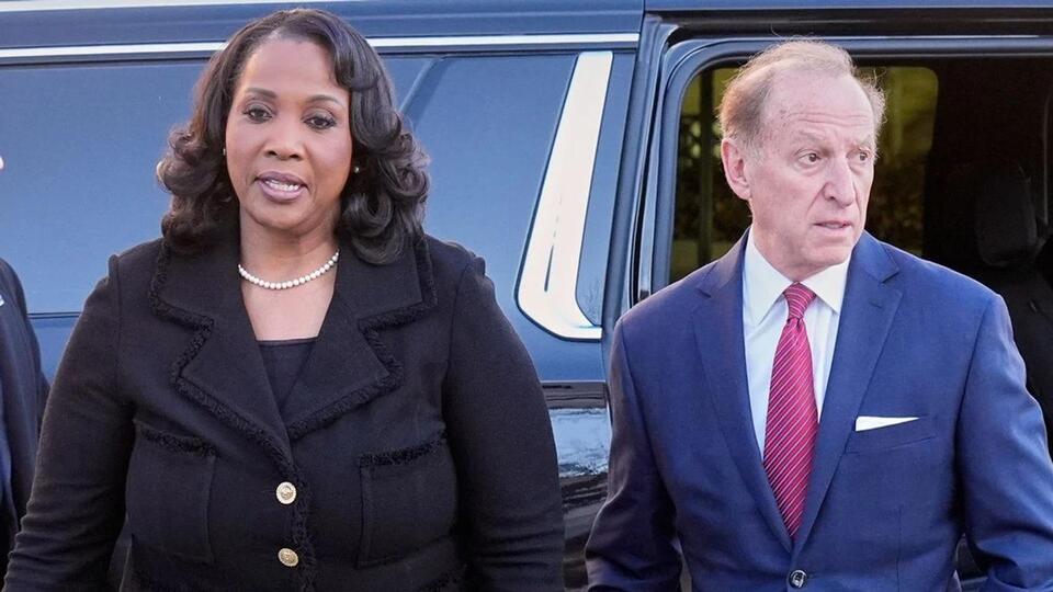 Supreme Court seems inclined to keep Fed governor Cook despite Trump's ...