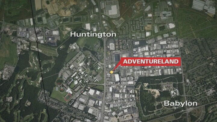 Man stabbed at New York amusement park after two families get into ...