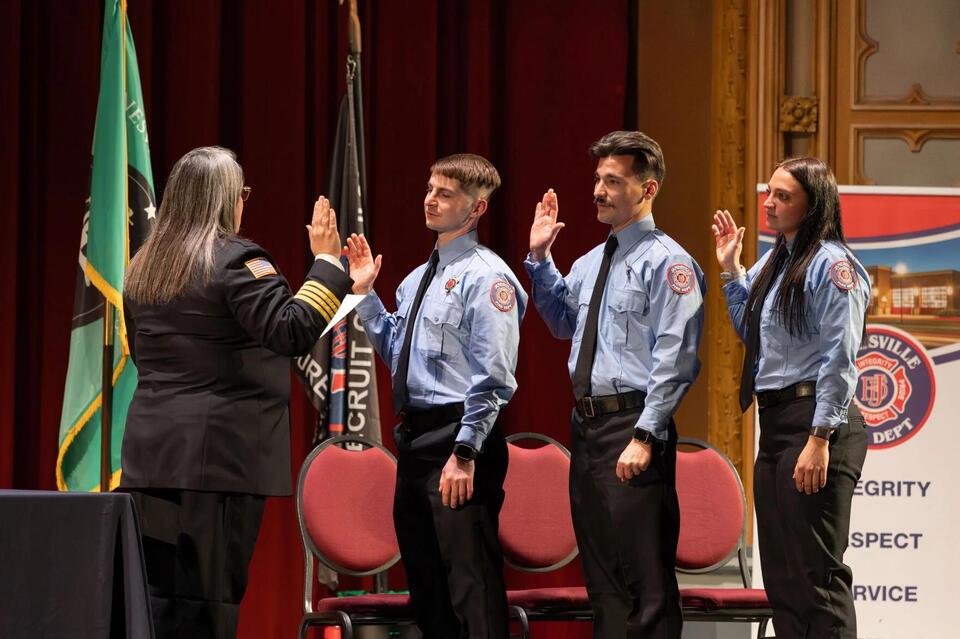 New Janesville firefighters - NewsBreak