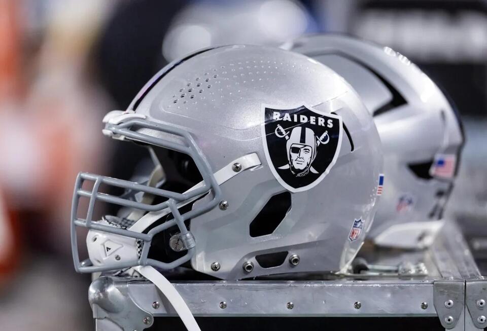 Raiders’ Best-Case Scenario Is Kirk Cousins Starting All Year Ahead Of ...