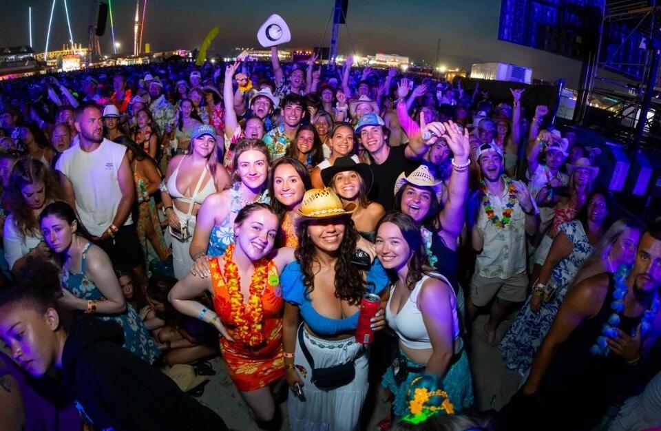 Barefoot Country Music Fest 2026 in Wildwood - Everything to Know ...