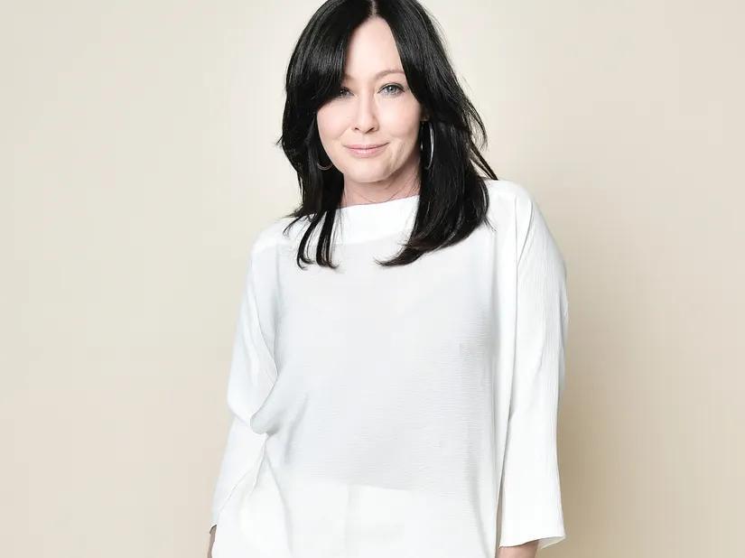 Shannen Doherty Believes Her Late Father is Part of The Reason For Her ...