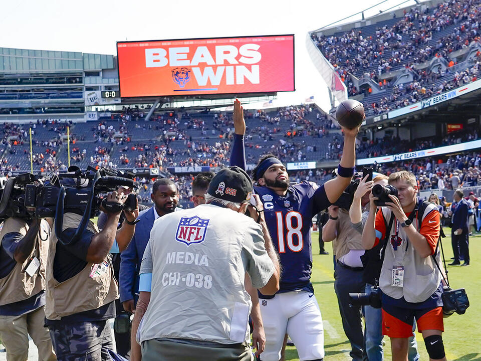 Caleb Williams Makes NFL History in Chicago Bears Debut