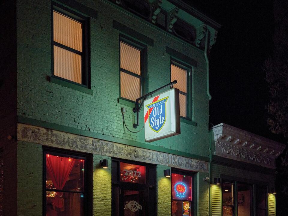 Neighborhood Bars: West