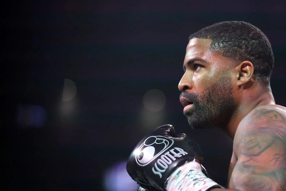 “This is even allowed?”—Fans laugh as Stephen Fulton fights for a world ...