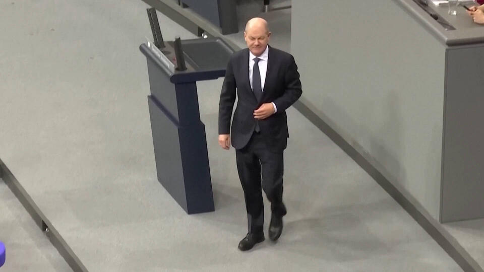 German Chancellor Olaf Scholz Loses No-Confidence Vote, Setting Up Early Elections - NewsBreak