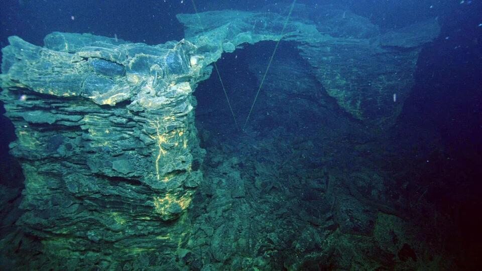 An Underwater Volcano Near Oregon Is Ready To Blow—and It Will Be ...