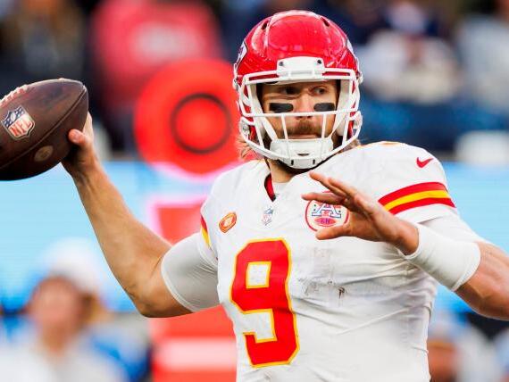 Who is the Chiefs backup quarterback? Kansas City's 2024 QB depth chart ...