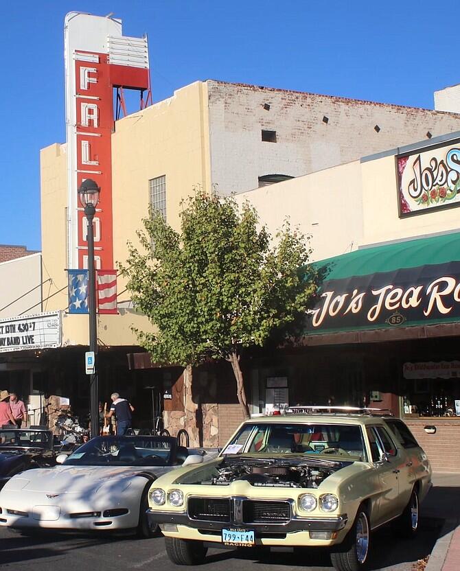 Movies, holiday cheer and more at the Fallon Theatre - NewsBreak