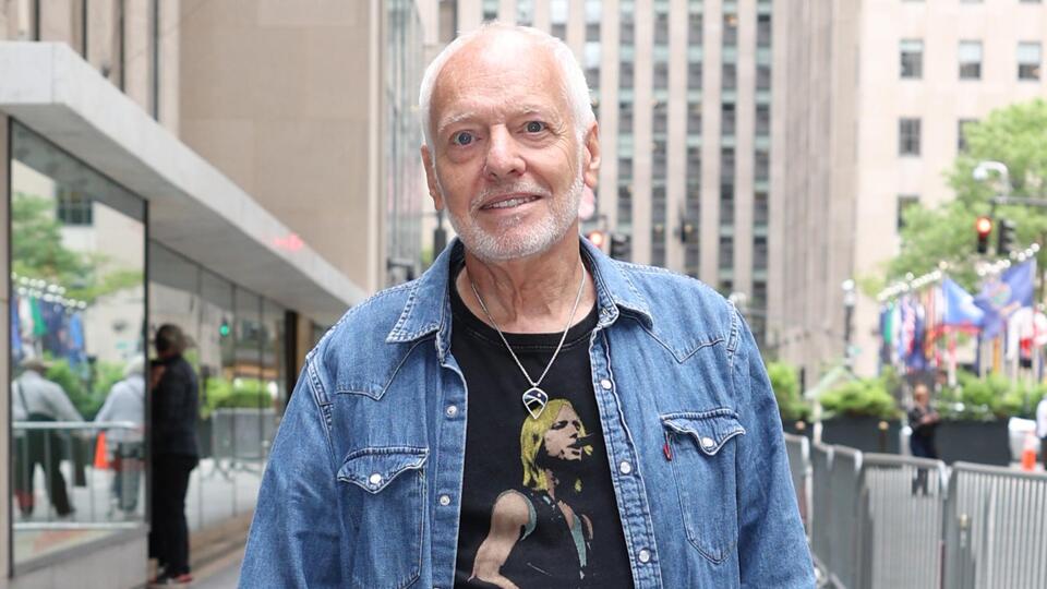 Peter Frampton to Discuss His Turbulent Career in New Documentary ...