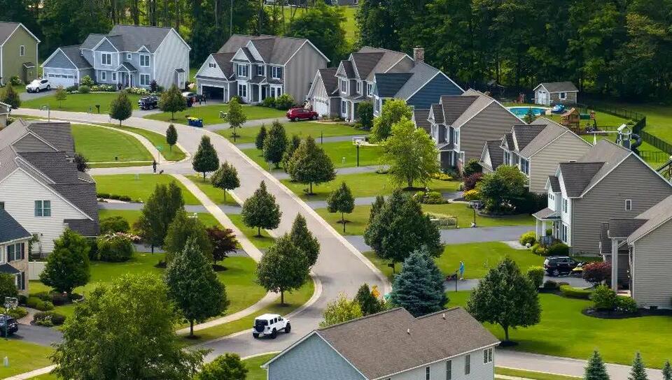 A Place Where Everyone Wants to Live: Towns with Most Expensive Homes ...