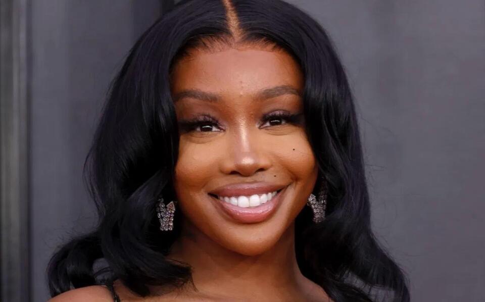 Sza Coins Upcoming Makeup Line ‘Not Beauty,’ Now Fans Can Copy Her Lip ...