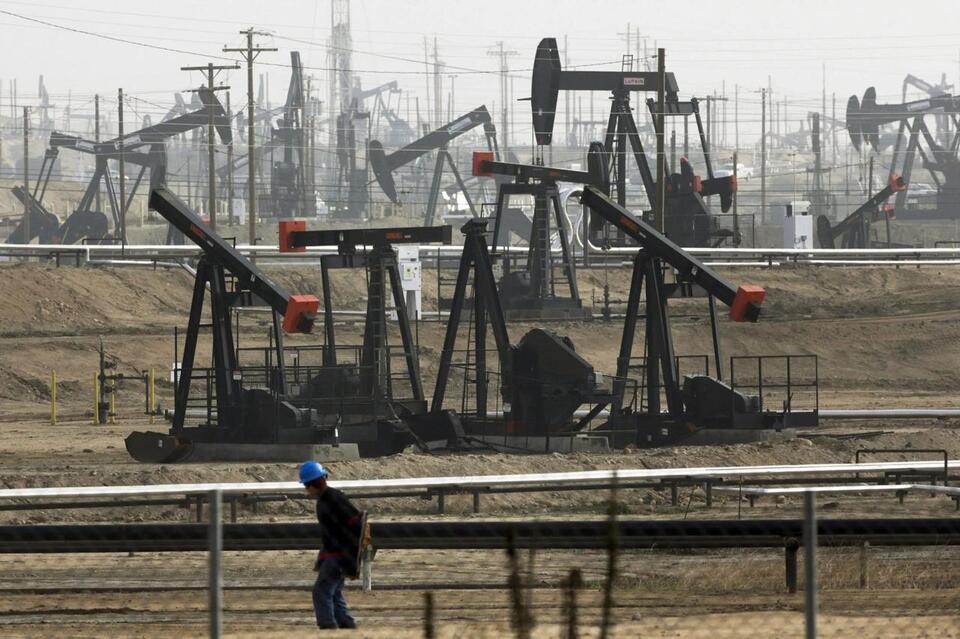 Green California has a Big Oil problem - NewsBreak