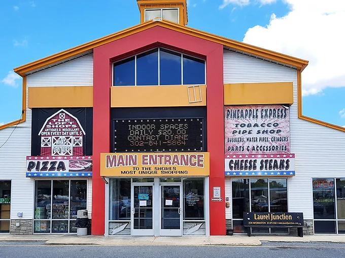 The Massive Flea Market In Delaware That Feels Too Incredible To Be ...