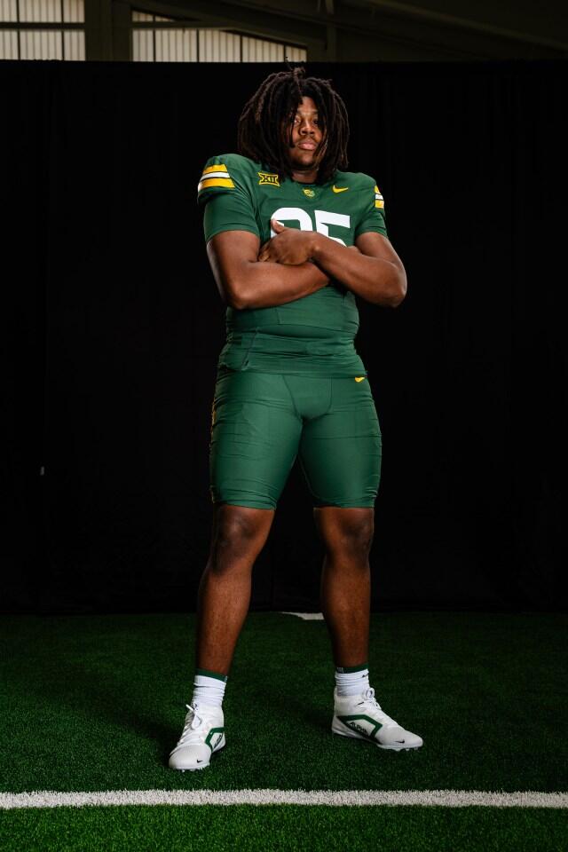 Alex Foster dead at 18: Baylor defensive lineman tragically killed in ...