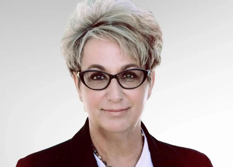 Encinitas city manager under fire for ‘inappropriate’ text messages ...