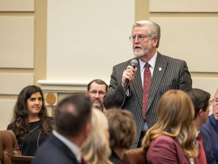 Okemah Senator Roger Thompson resigns, triggers special election