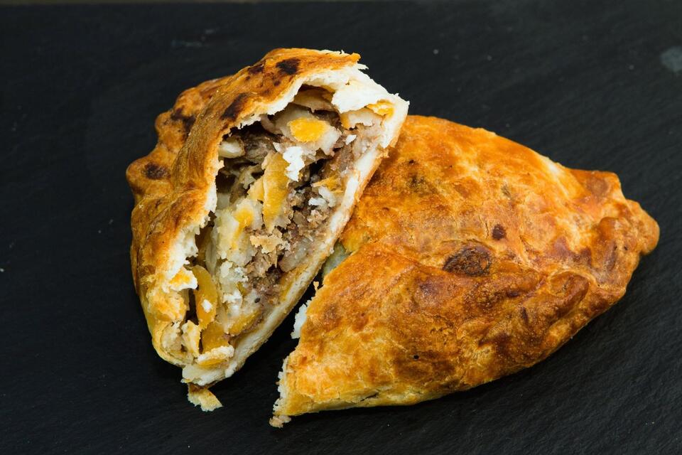 Yoopers Reveal the Best Pasties in Michigan’s Upper Peninsula - NewsBreak