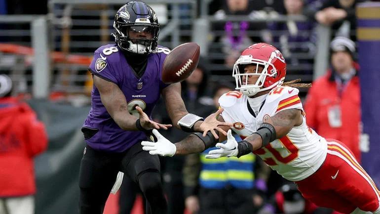 Lamar Jackson makes unreal catch of his own pass in Chiefs-Ravens AFC ...