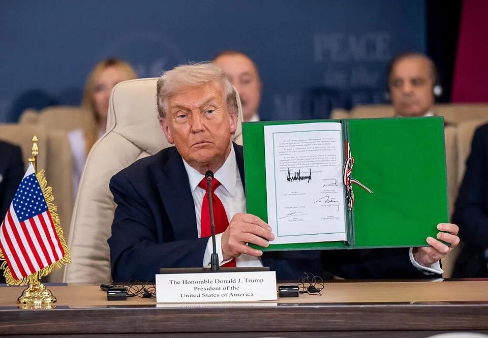 Trump and World Leaders Sign ‘Enduring Peace’ Pact Aimed at Ending Gaza ...