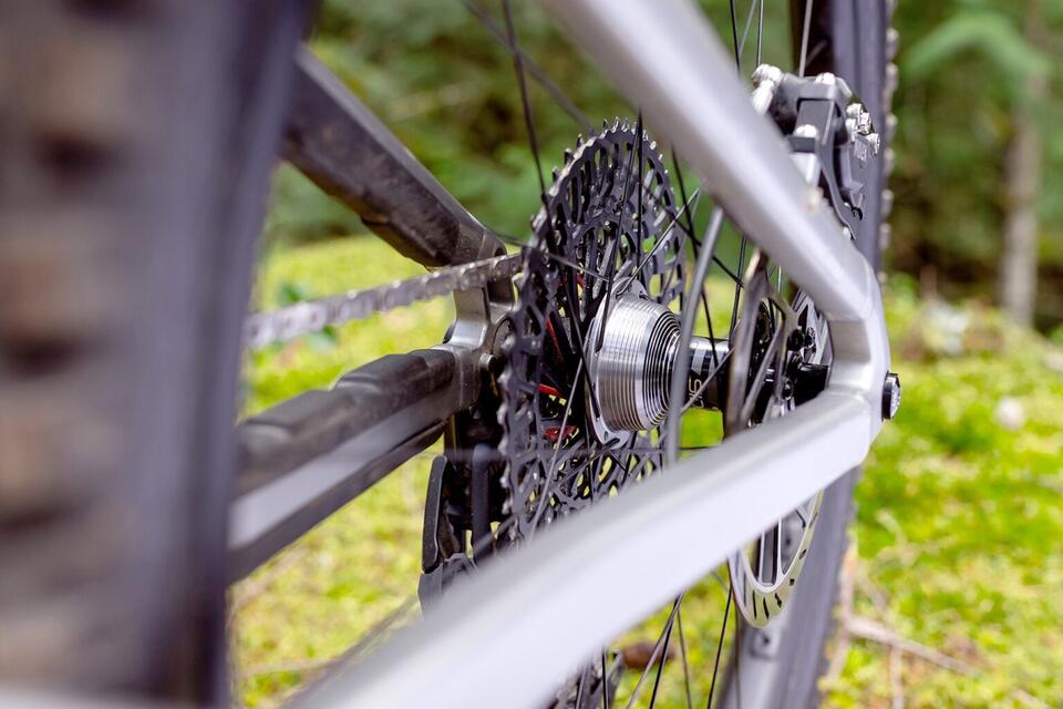 Reserve Wheels Offering a Limited Run of its Burly 30|HD Carbon Rims ...