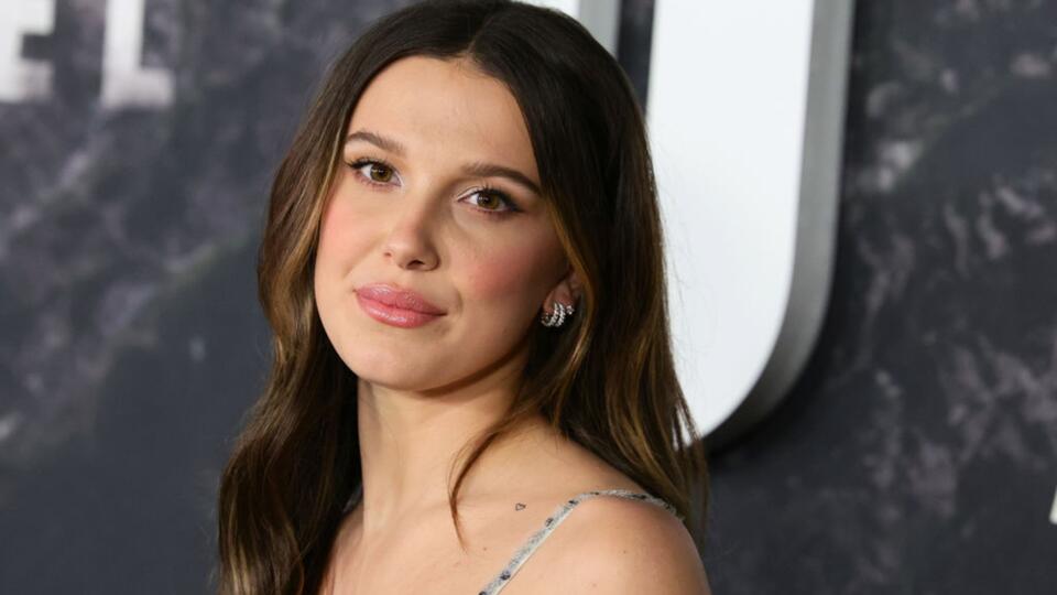 Millie Bobby Brown's Baby Crying During Interview Sparks Online Debate ...