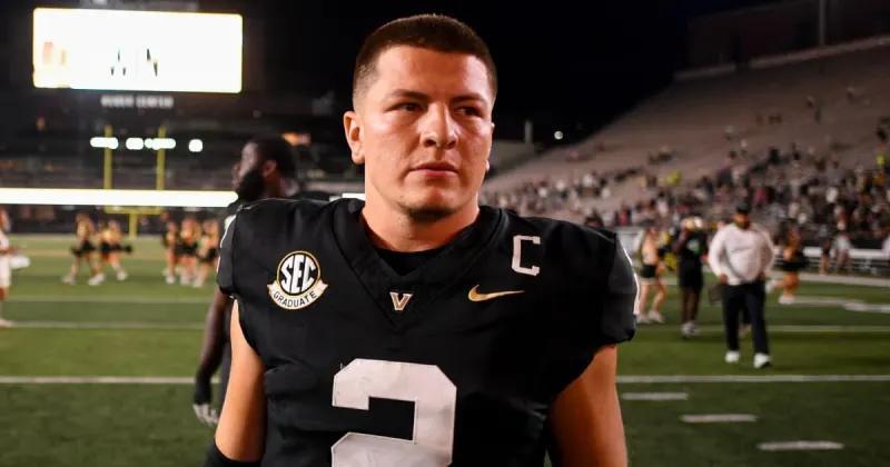 Diego Pavia claims Theo Von deal to date mom came with Tate McRae ...