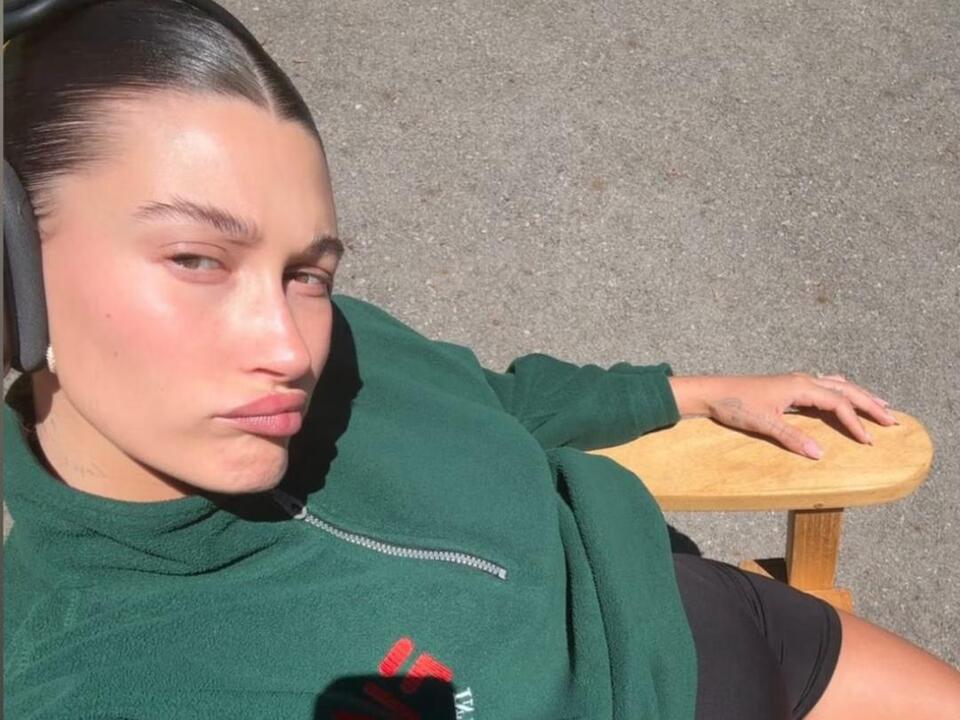 Hailey Bieber's Update About Her Latest Pregnancy Struggle Is So Relatable
