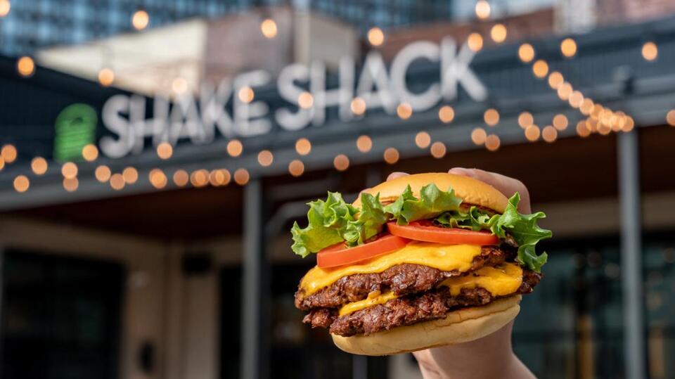 Shake Shack expands with another St. Louis-area location - NewsBreak