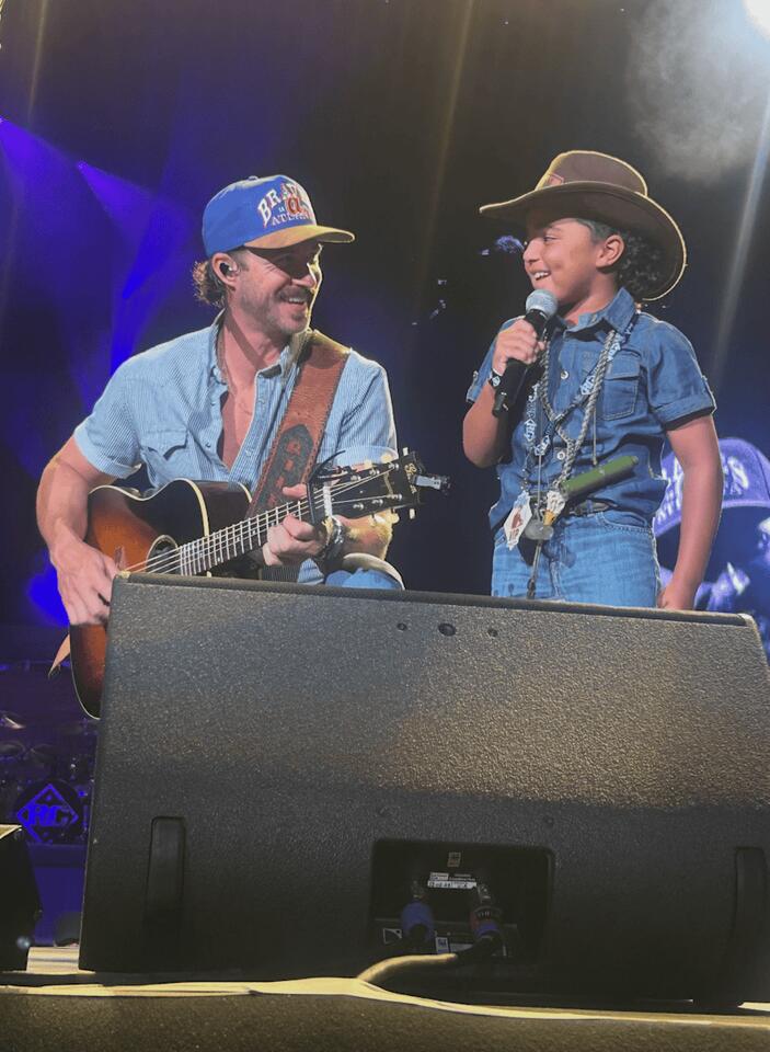 WATCH: 7-Year-Old Steals Hearts Performing With Riley Green in ...