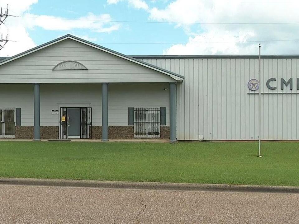 Army investigating after nearly 100 pistols missing from CMP in Anniston Army investigating after nearly 100 pistols missing from CMP in Anniston