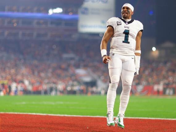 Lane Johnson explains how Eagles quarterback Jalen Hurts has grown as a ...