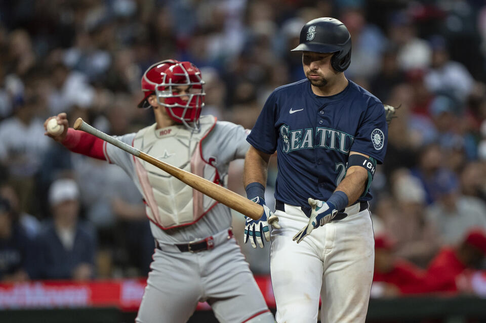 Strong outing from Bryce Miller can’t save Mariners in 3-1 loss to ...
