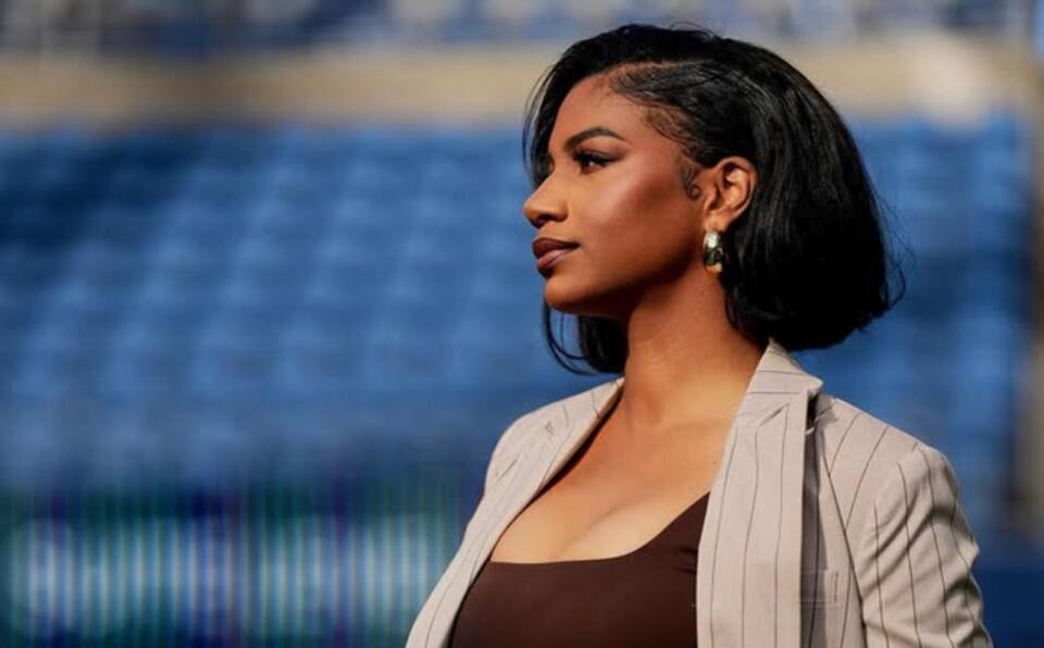 25 Photos Of Top Female Sports Media Personality, Taylor Rooks - NewsBreak