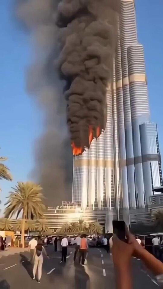 Fact Check: FAKE Video Shows Burj Khalifa On Fire Amid US Attack On ...