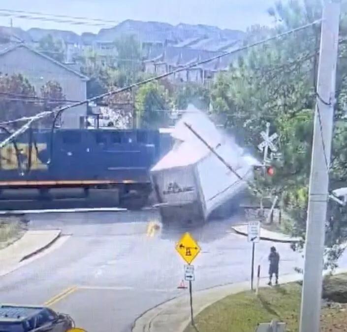 WATCH: Train Slams Into 18-Wheeler in Georgia - NewsBreak