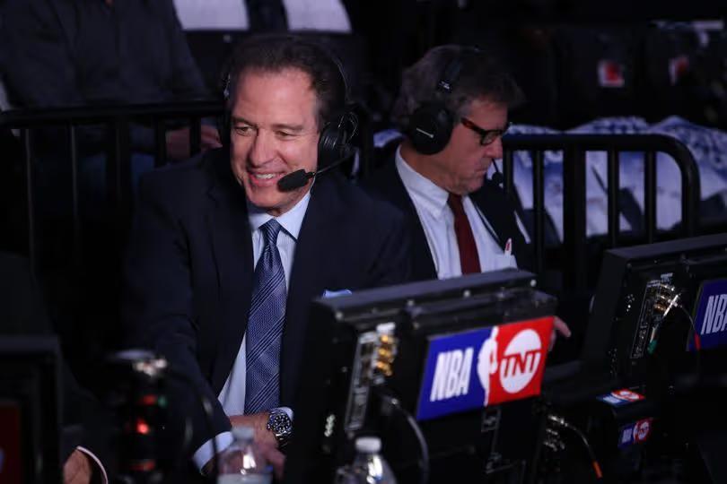 NFL fans decide Al Michaels replacement as overlooked announcer ...