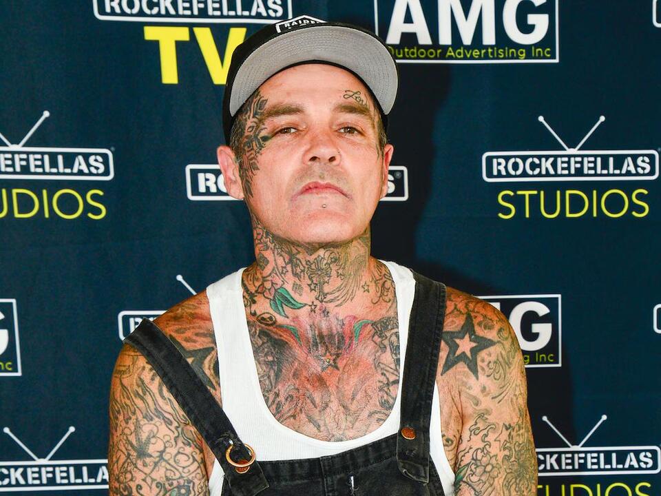 Crazy Town Lead Singer Shifty Shellshock Dead at 49
