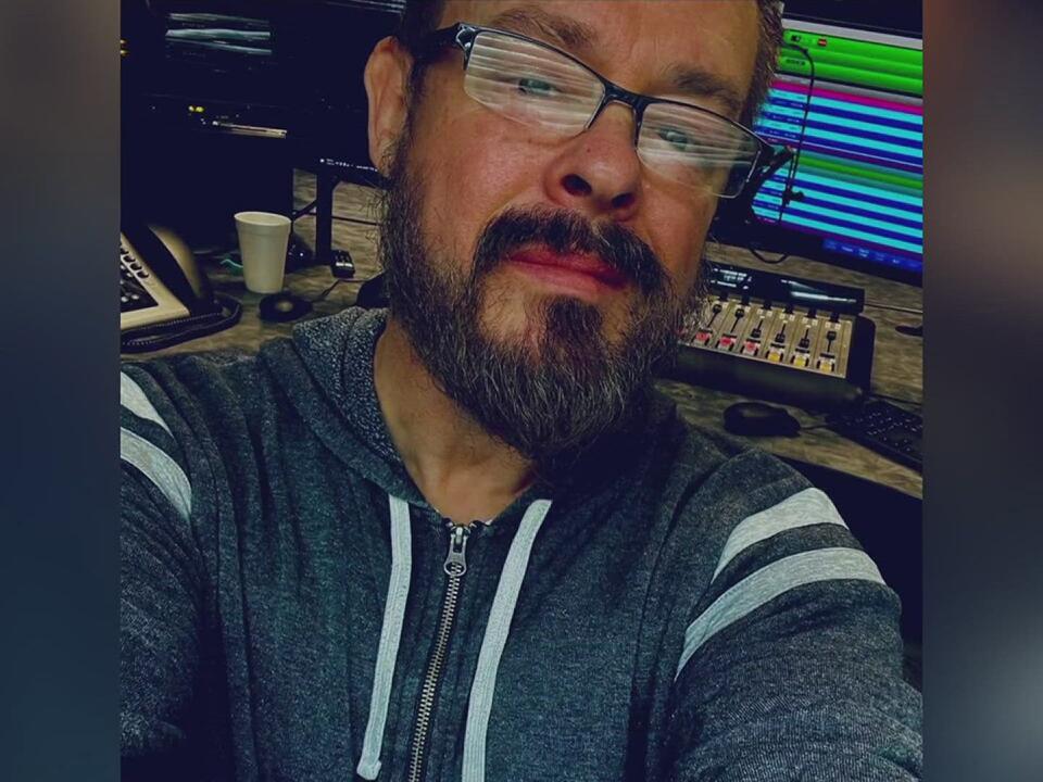 Southeast Texas radio legend Patrick Sanders passes away
