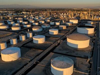 Michigan seeks comment on permit to increase Marathon refinery throughput