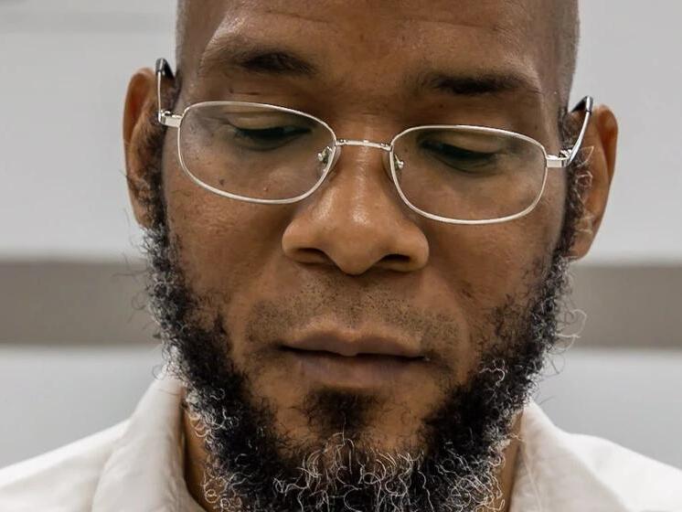 Marcellus Williams and Chris Dunn both claimed innocence. Only one man ...