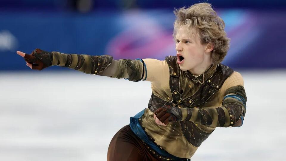 U.S. Figure Skater Pulls Off Jaw-Dropping Historic Move - NewsBreak
